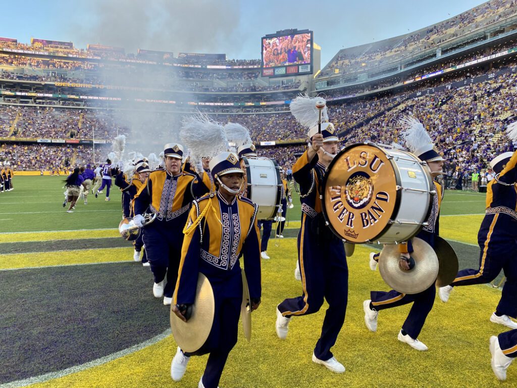 GEAUX, TIGERS! … LSU COMES OUT ON TOP vs. CENTRAL MICHIGAN … – 318Central