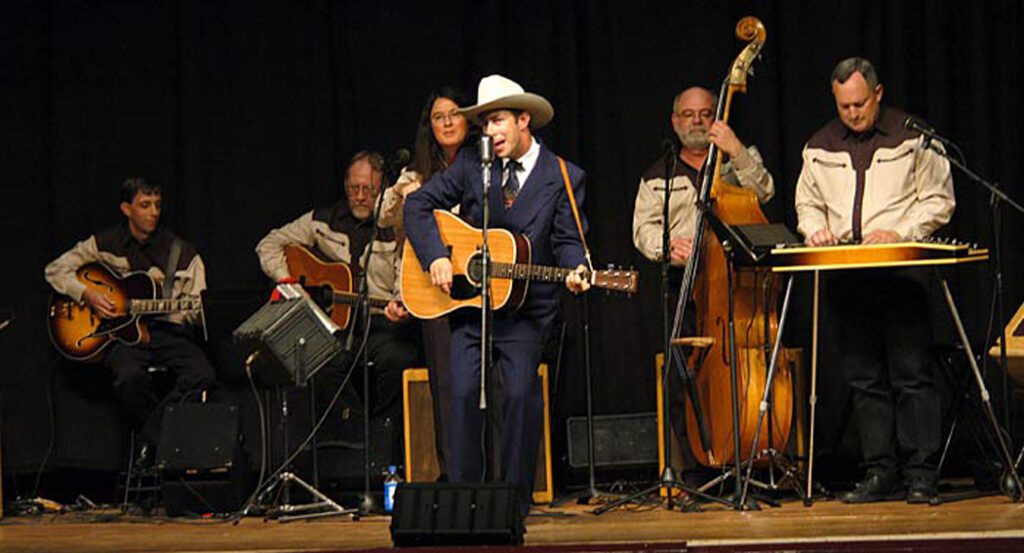 COUNTRY MUSIC ARTIST HUGH HARRIS TO BE INDUCTED INTO THE HALL OF MASTER ...