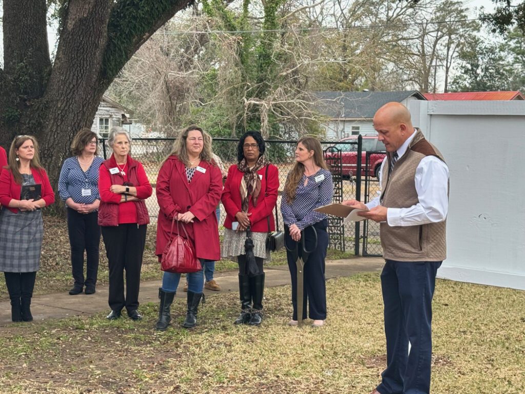 RIBBON-CUTTING FOR NEW ARC ADMINISTRATIVE OFFICE – 318Central
