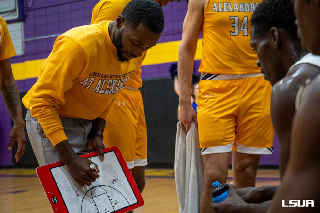 GENERALS TRIUMPH! LSUA BASKETBALL TEAMS SCORE TOP HONORS IN RED RIVER ...